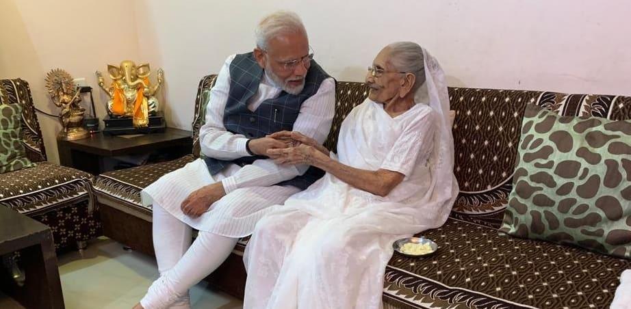 PM Modi meets his mother at her residence in Gandhinagar | National ...
