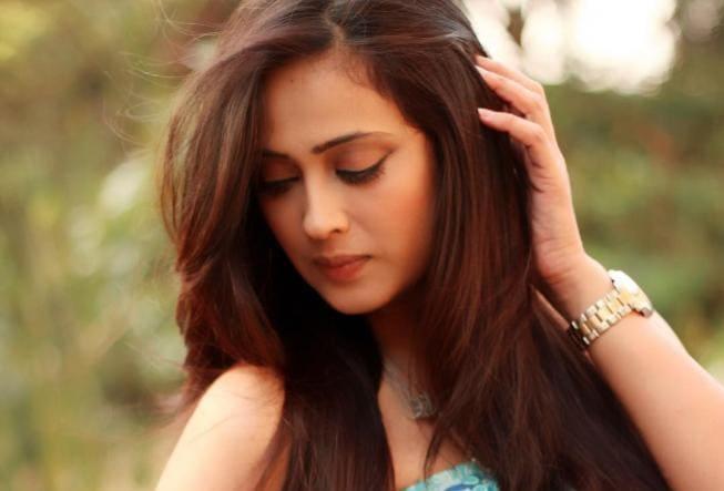 I'm not brave, I do cry but it's normal: Shweta on separation from 2nd ...