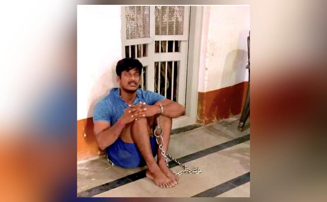 CoBRA commando chained by Karnataka Police for not wearing mask, CRPF ...