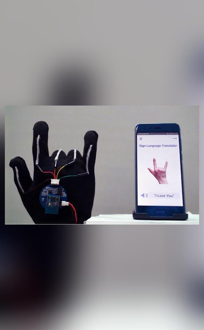 Scientists develop glove that translates sign language into speech ...