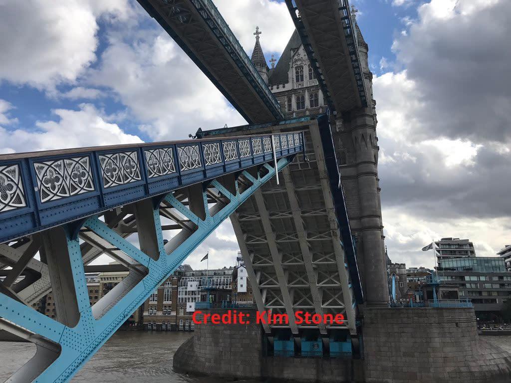 London's Tower Bridge fails to close after allowing ship to pass ...
