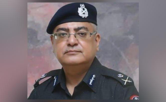 Pak police officers apply for leave after chief allegedly abducted ...