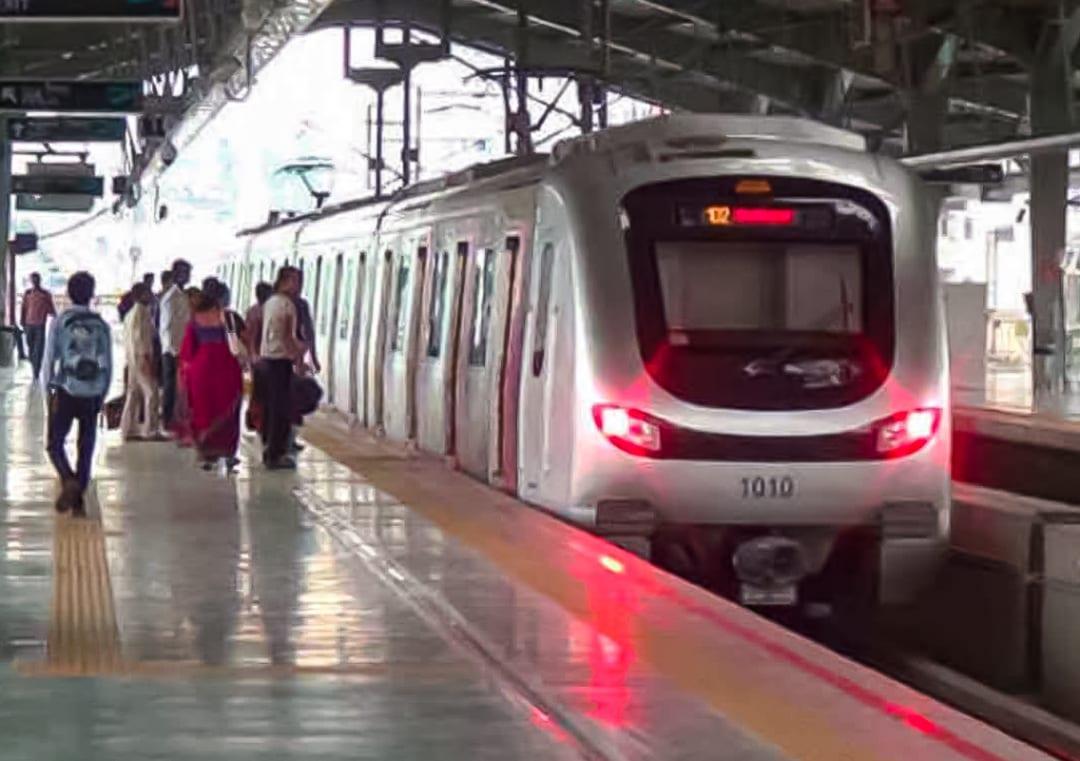 Mumbai's Versova-Ghatkopar metro sees over 1 lakh commuters in a week ...