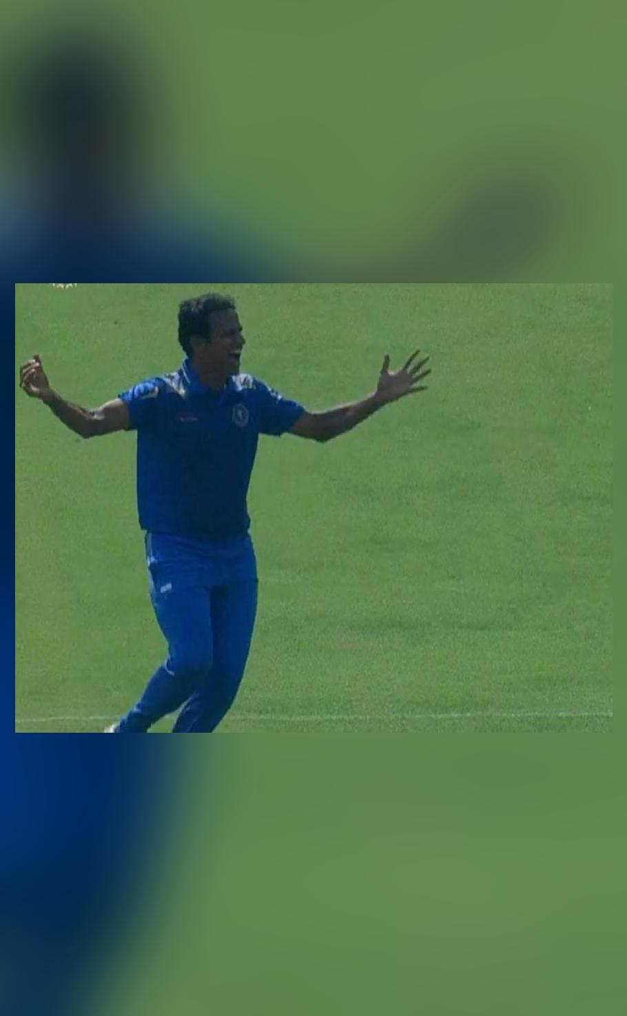 41-yr-old Santha Moorthy becomes oldest player to take a 5-for in T20 cricket