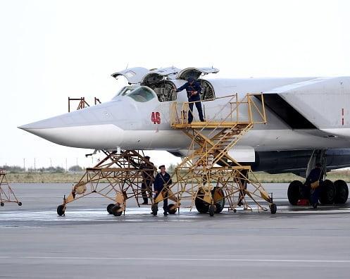 3 Russian military pilots killed after ejection seats malfunction ...