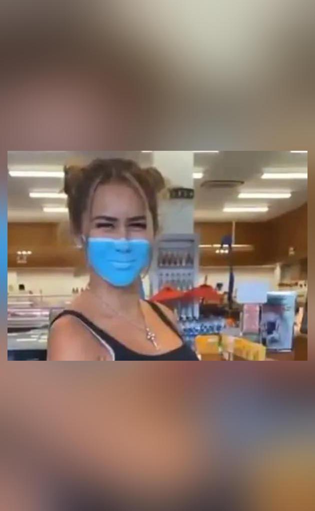 Insta influencer paints mask on face instead of wearing one in Bali ...