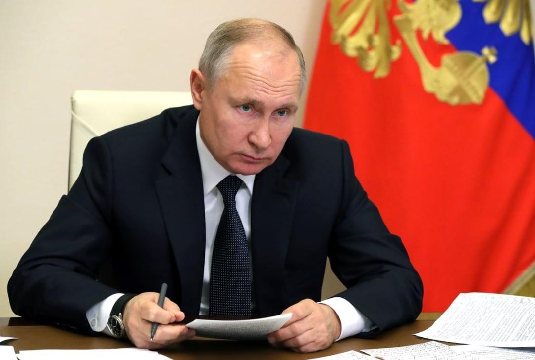 Putin orders gun control review after teen shoots dead 11 in school