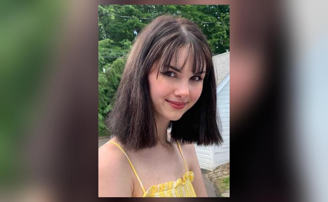 Mother of murdered influencer sues US officials after sex video shared ...