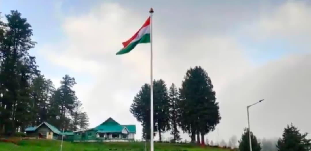 Army unfurls 100-ft high Tricolour in Gulmarg, tallest national flag in J&K