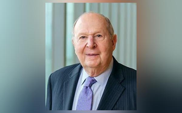 Louis Simpson, who helped Warren Buffett pick stocks, dies at 85
