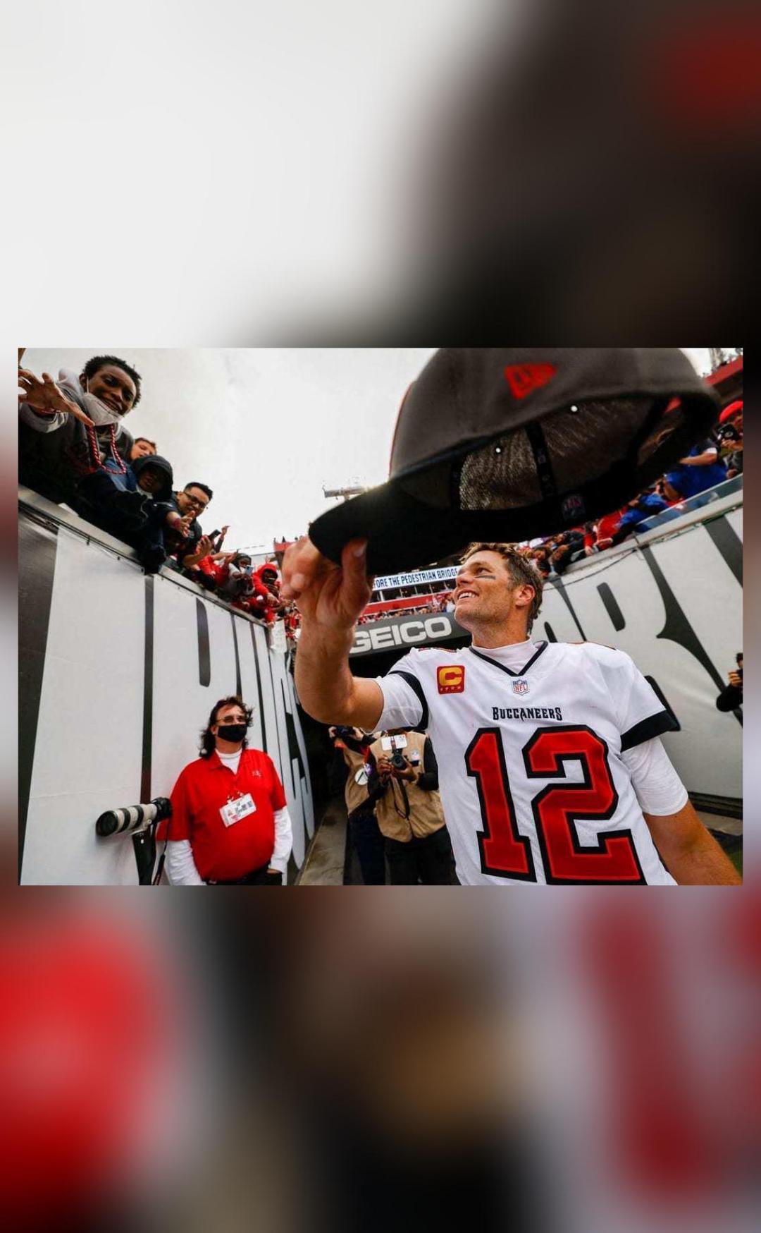 7 Time Super Bowl Champ Brady Comes Back From Retirement 6 Weeks After Quitting