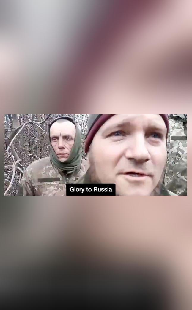 Video shows captured Ukrainian soldiers being forced to say 'Glory to ...