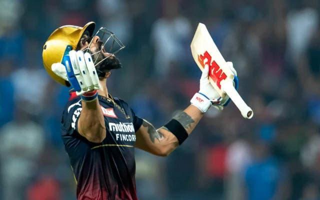 Virat Kohli gets angry after controversial dismissal, reaction goes viral