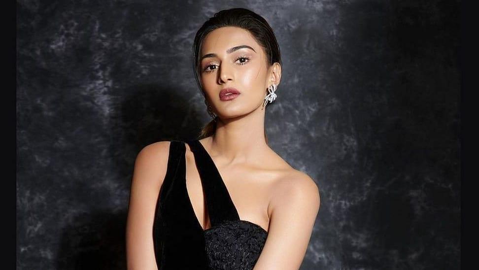 I'm not comfortable doing extremely bold scenes: Erica Fernandes ...