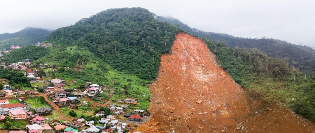 10 dead, 7 injured as mountain collapses at coal mine in China