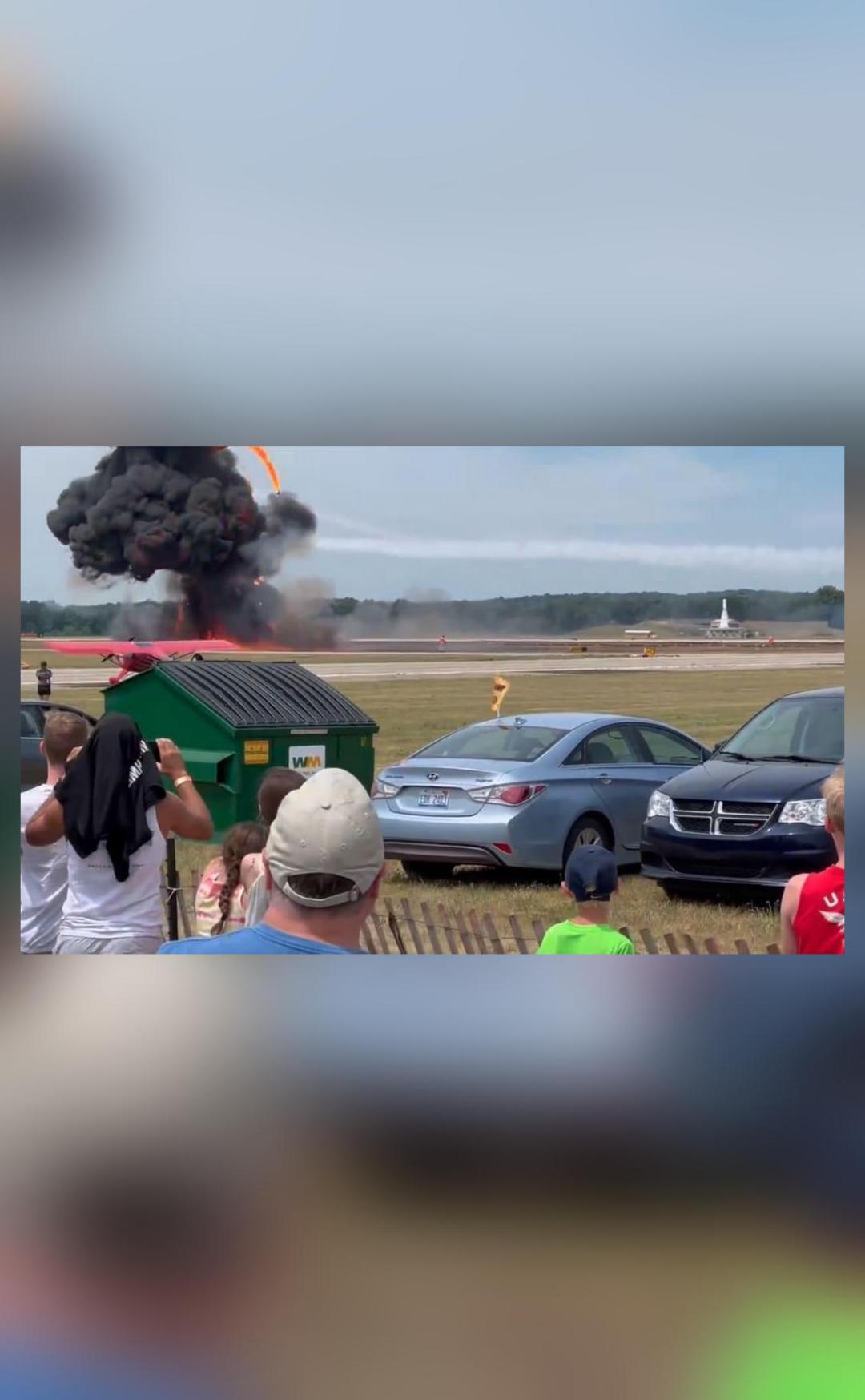 Video shows truck powered by jet engines exploding while racing planes ...