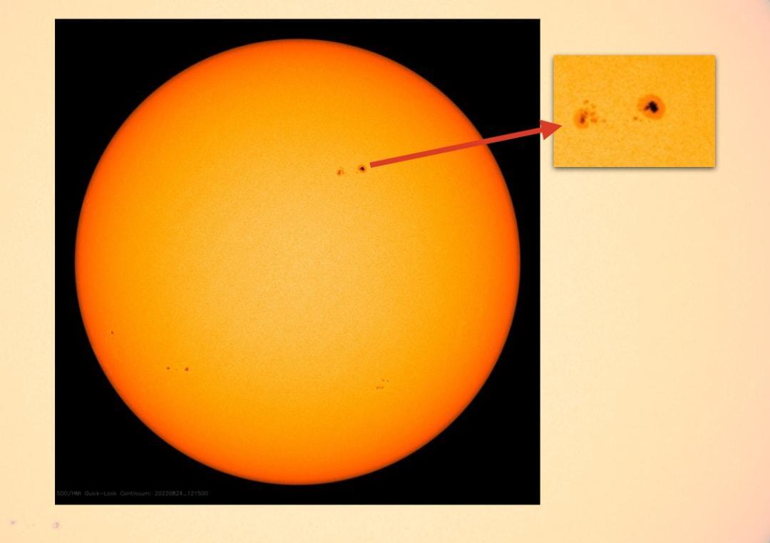 Huge sunspot on Sun's surface grows 10 times in size in 48 hours, pic ...