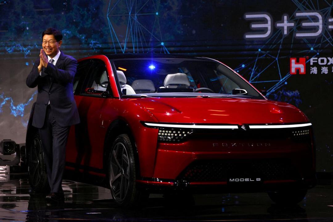 Hope to make cars for Tesla one day: Foxconn Chairman Liu Young-way ...