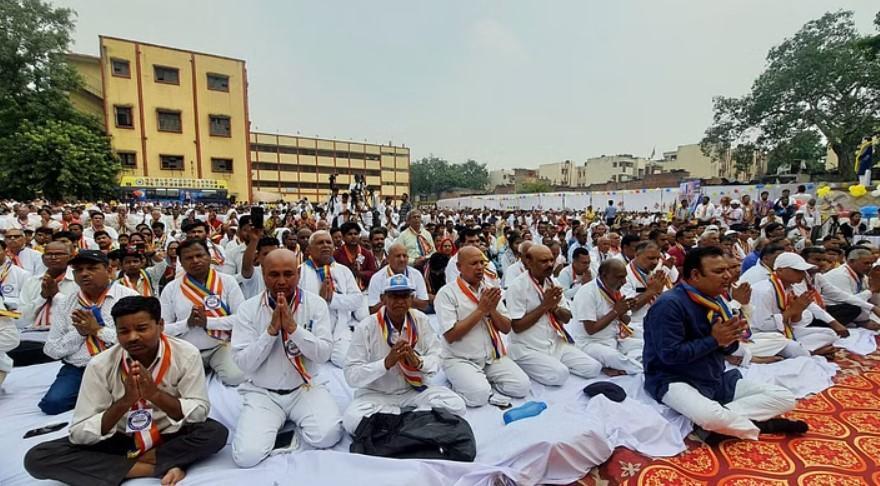 'Want a casteless society': Thousands of Dalits convert to Buddhism in ...