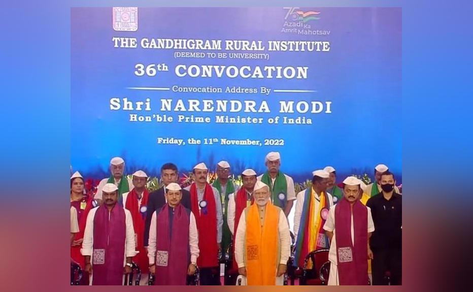 Memorable Moment Students As PM Attends Convocation In TN Institute memorable-moment-students-as-pm-attends-convocation-in-tn-institute
