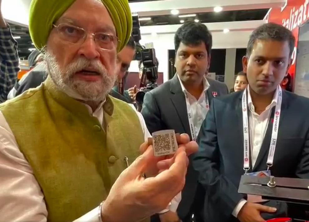 Domestic LPG cylinders to come with QR codes to fight theft and enable ...