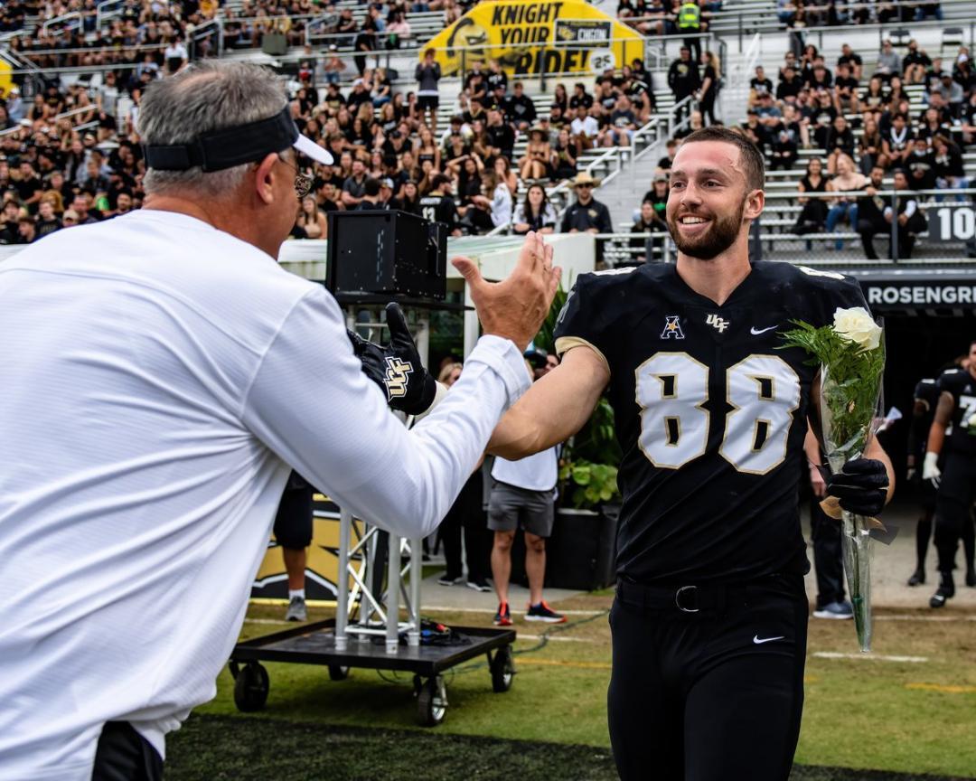 Ex-US college football player Hescock suffers heart attack while ...