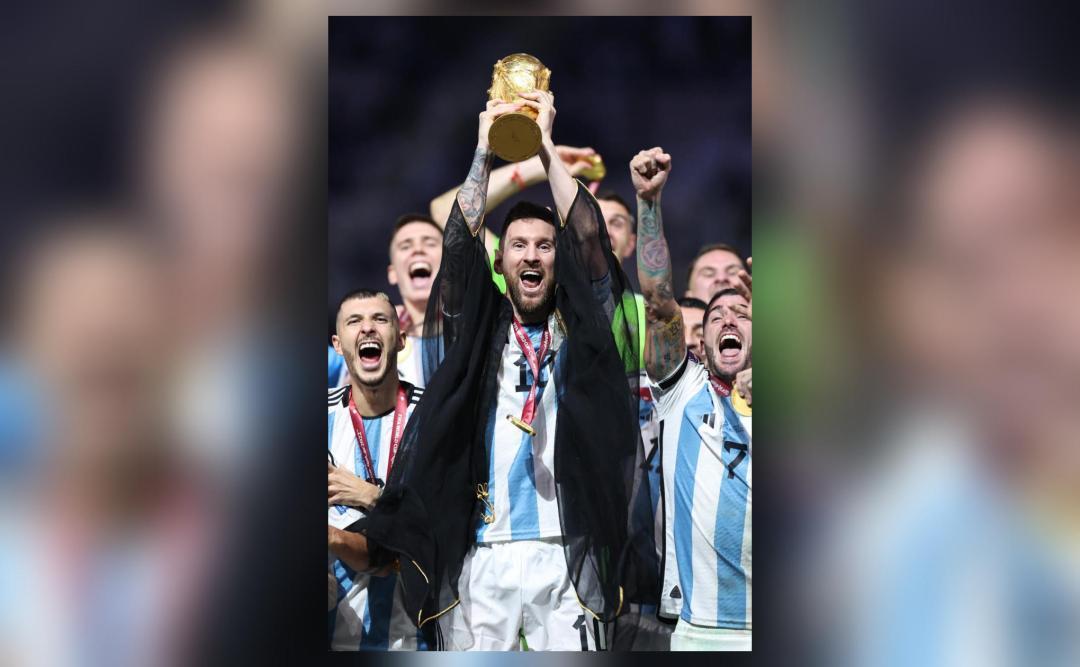 Lionel Messi wears Arabian cloak while lifting FIFA World Cup trophy ...