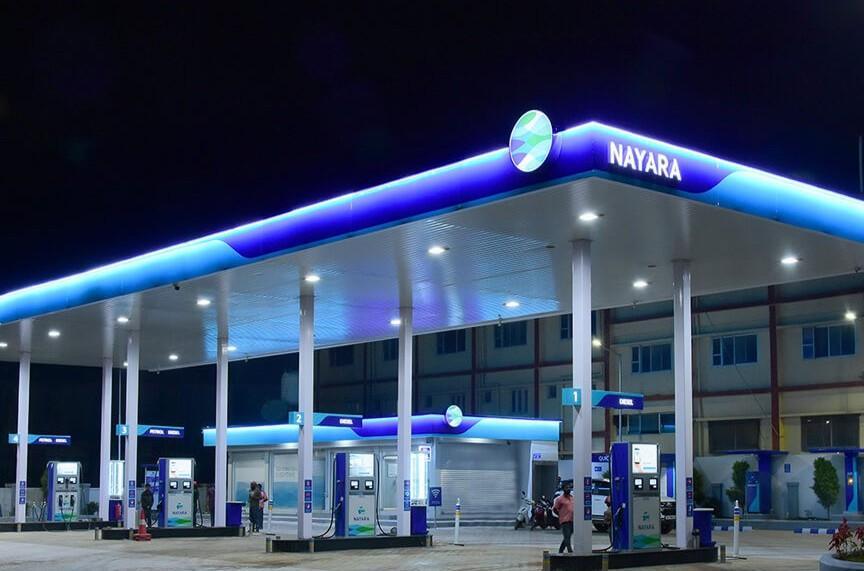 Trafigura sells its 24.5% stake in Nayara to Hara Capital Sarl | Business News | Inshorts