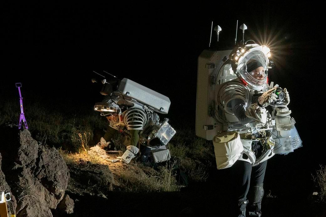 NASA team practises moonwalk in US desert for lunar missions