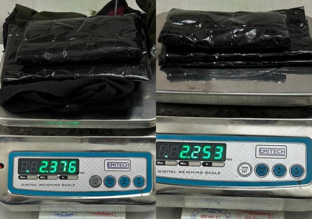 2 held in Delhi for carrying 4.6 kg gold paste in undergarments ...