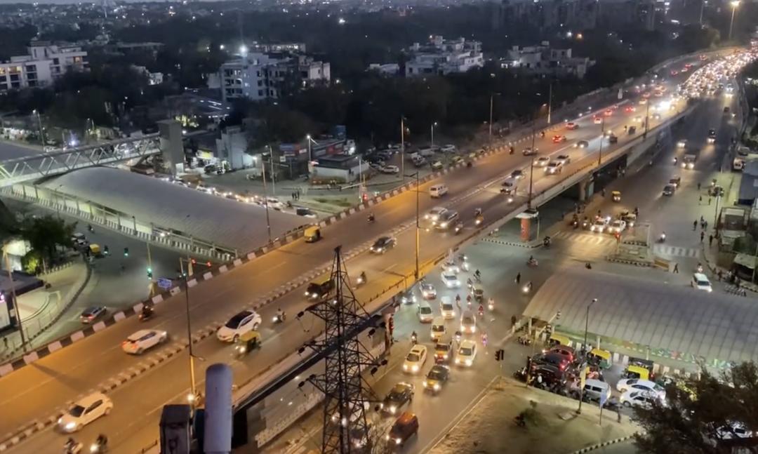 Video shows night view of newly inaugurated Ashram flyover | National ...