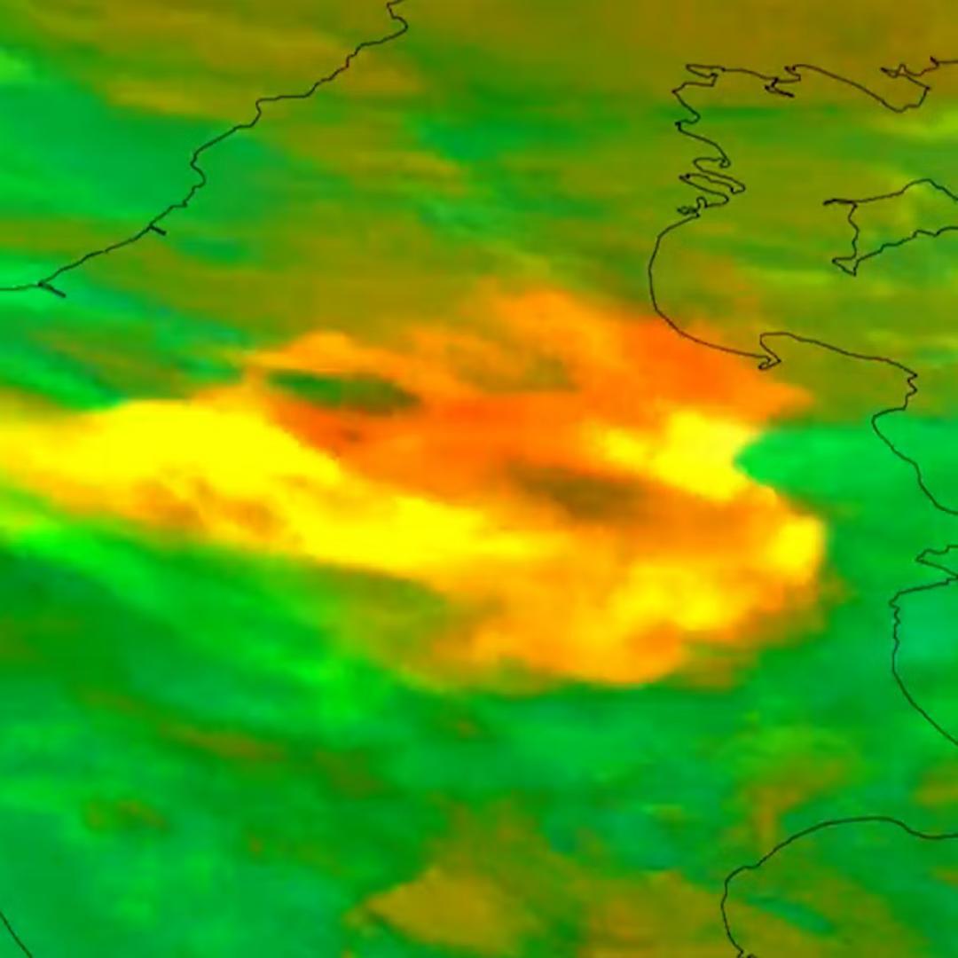 Satellite imagery captures huge volcanic eruption in Russia | World ...