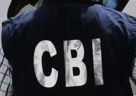 CBI raids TMC MLA Jiban Saha's house in Bengal job scam case | Politics News | Inshorts