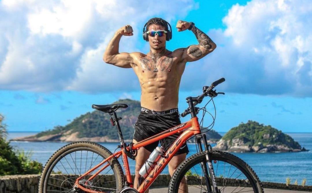 29-yr-old former UFC fighter Felipe Colares dies after being hit by a ...