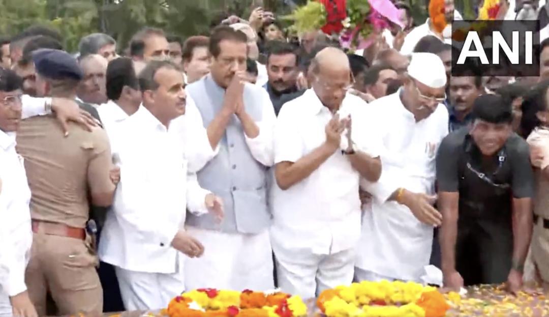 Large crowd gathers as Sharad Pawar pays tribute to 1st Maha CM Chavan ...