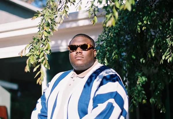 Singer August 08 dies aged 31