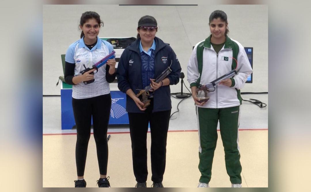 17-yr-old Palak Gulia wins gold, 18-yr-old Esha wins silver in 10m Air ...