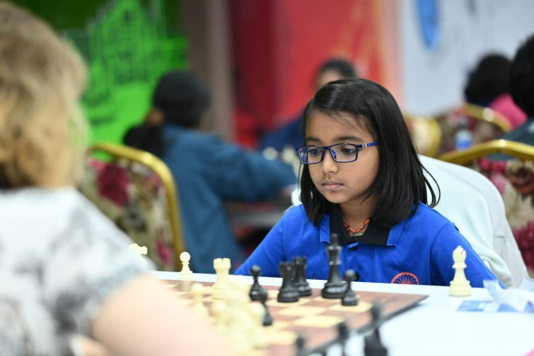 Charvi, the latest and youngest girl chess prodigy | Sports News | Inshorts