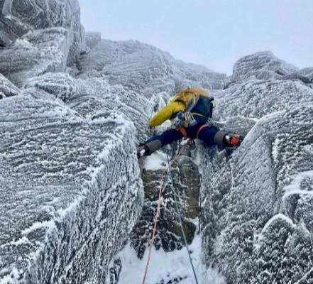 Mt Everest: Nepal to make e-chips mandatory for climbers ...