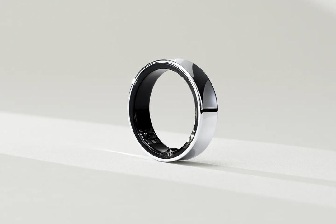 Samsung unveils its smart ring prototype | Technology News | Inshorts