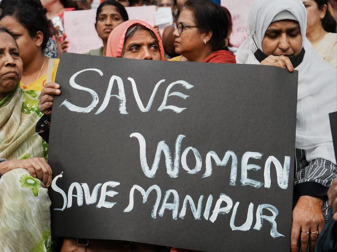 Manipur women who were paraded naked sat in police van, were told 'no key': CBI | National News ...