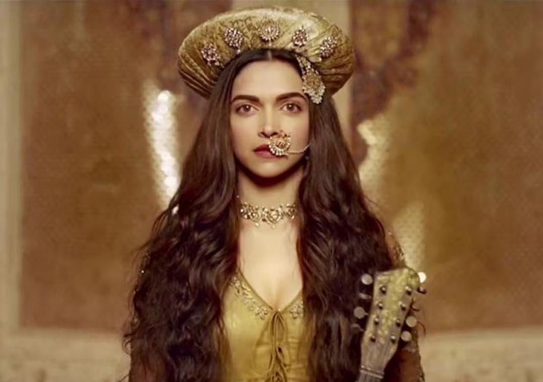 The Academy posts Deepika's dancing clip from Bajirao Mastani | Entertainment News | Inshorts