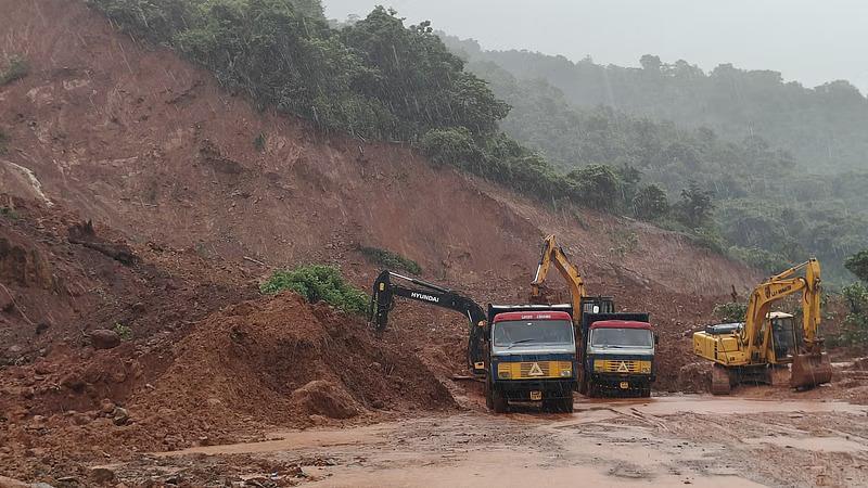 Careless tourism causes landslides in Karnataka | National News | Inshorts