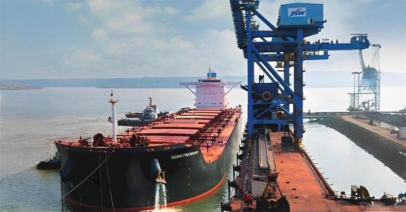 Hazoor's Square Port Shipyard starts operations at Dabhol | Business ...