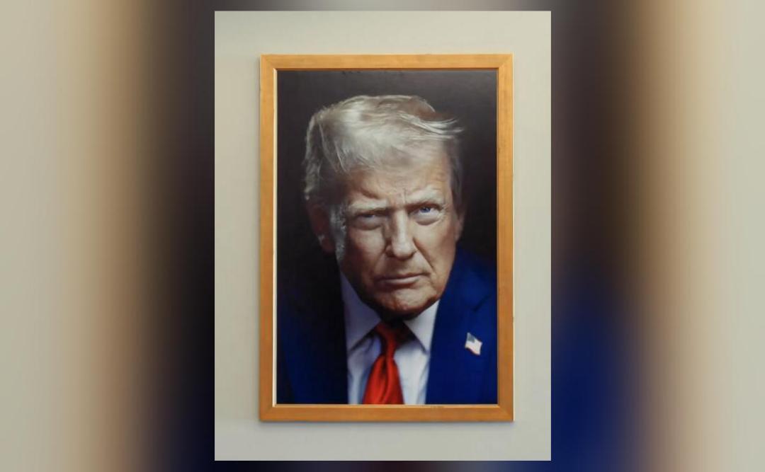 New official presidential portrait of Trump unveiled | World News ...
