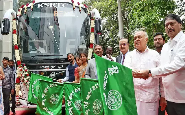 KSRTC adds five new luxury buses into its fleet | National News | Inshorts